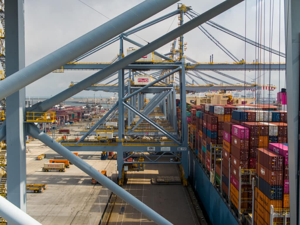 Portbase - Keeping things moving